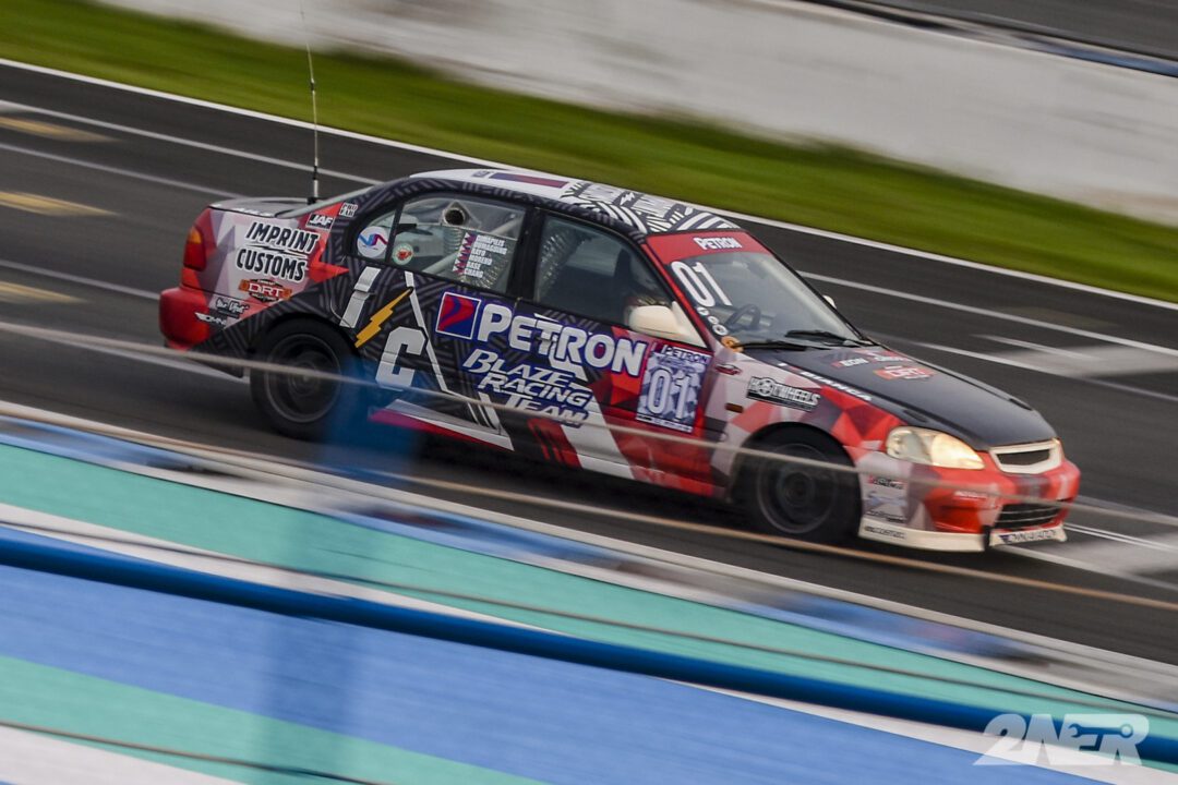 Petron Blaze Racing Team Wins 12-hour Endurance Cup Attests to Winning ...