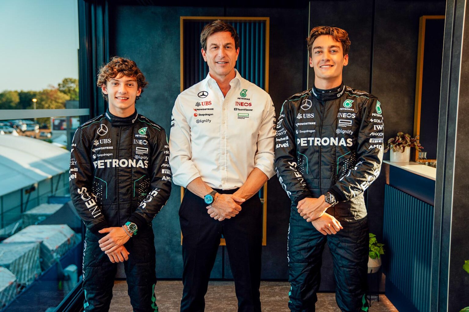 Mercedes-AMG PETRONAS F1 Team Unveils New Driver Andrea Kimi Antonelli for 2025 - 2Ner